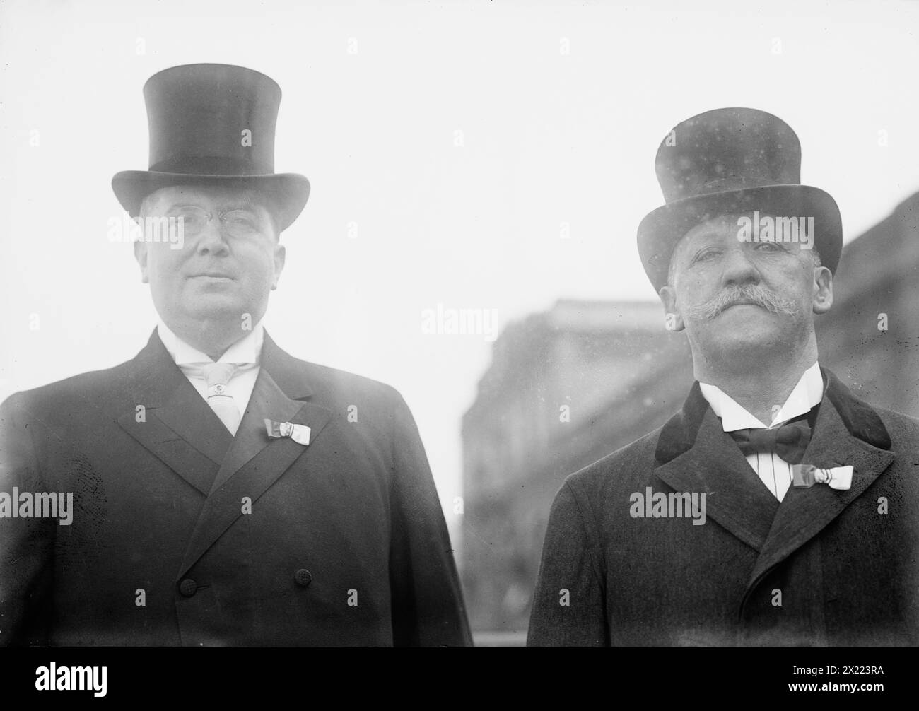 Judge Victor Dowling and J.B. Hasslacher, 1912 Stock Photo - Alamy