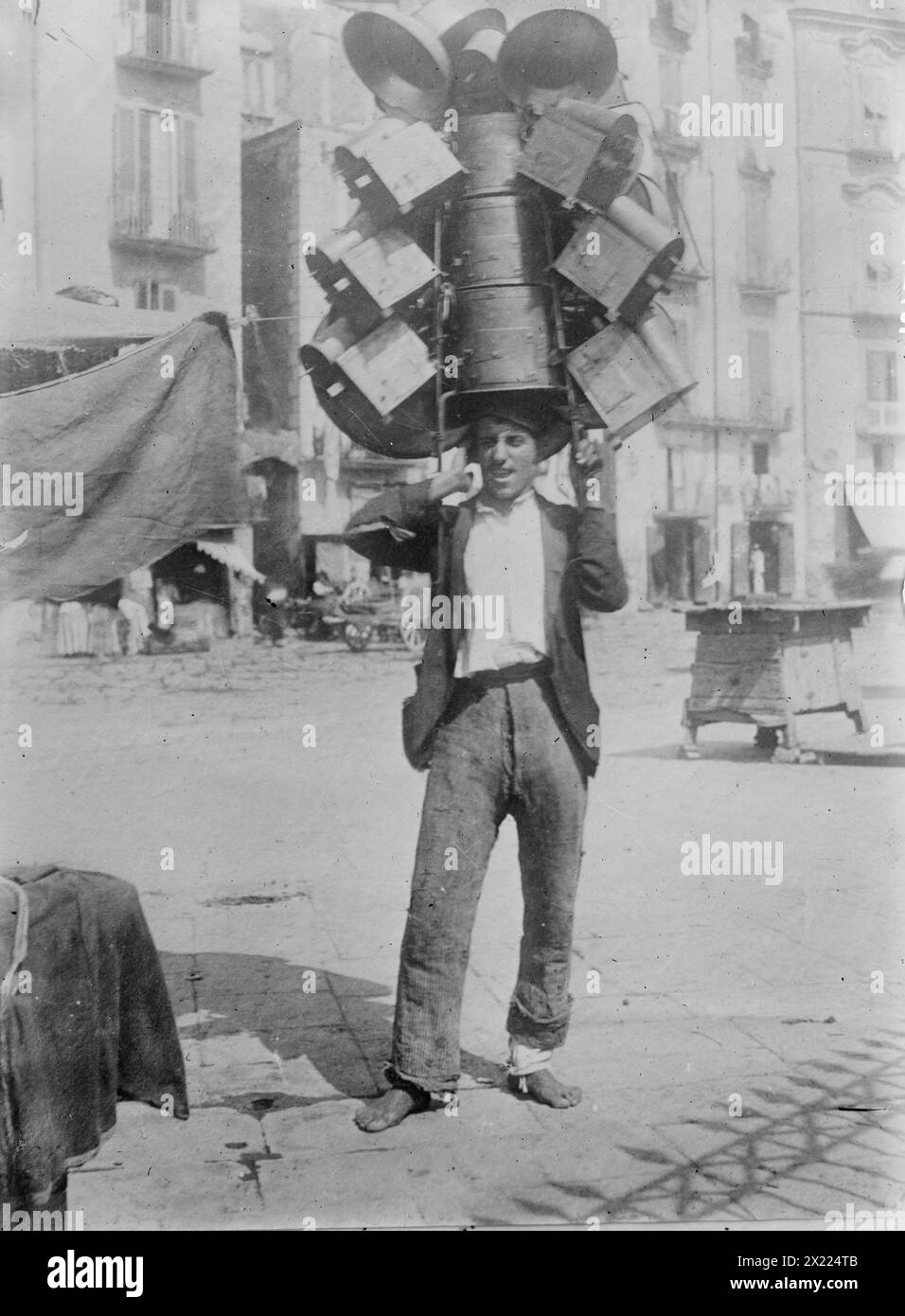 Standing peddler hi-res stock photography and images - Alamy