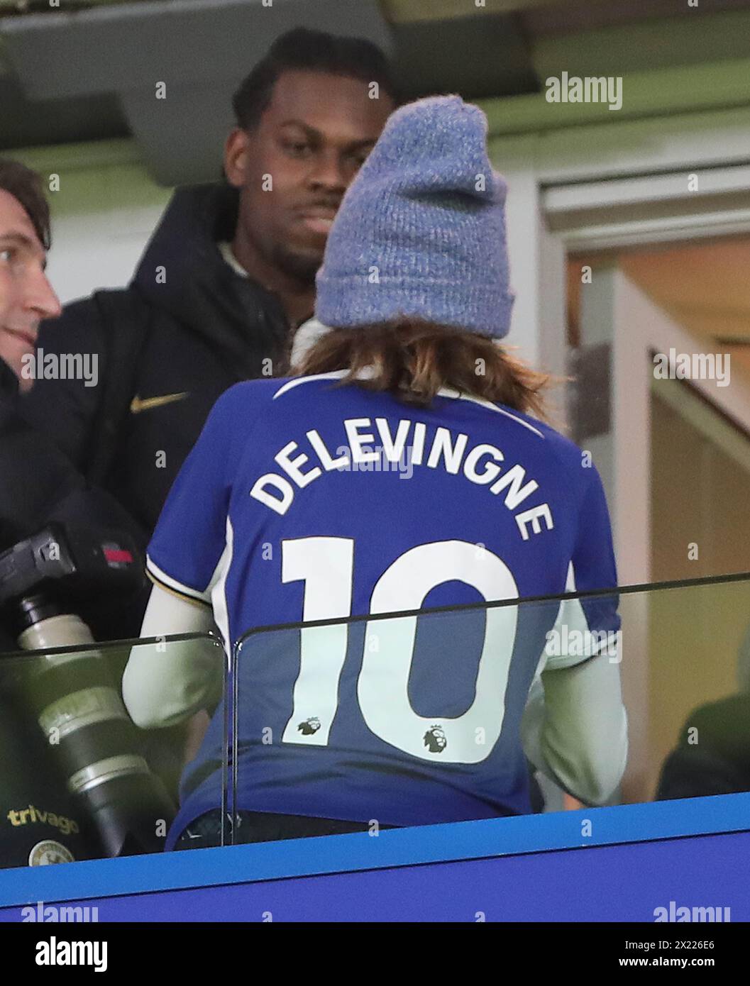 Number 10 shirt hi-res stock photography and images - Alamy