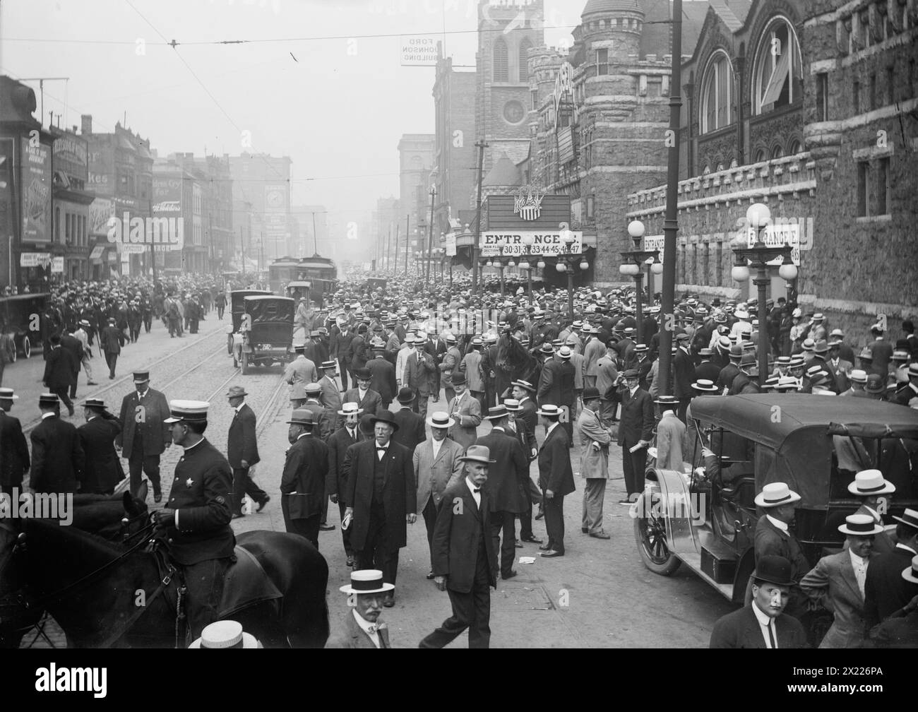 Convention crowd - Chicago, 1912. 1912 Republican National Convention ...