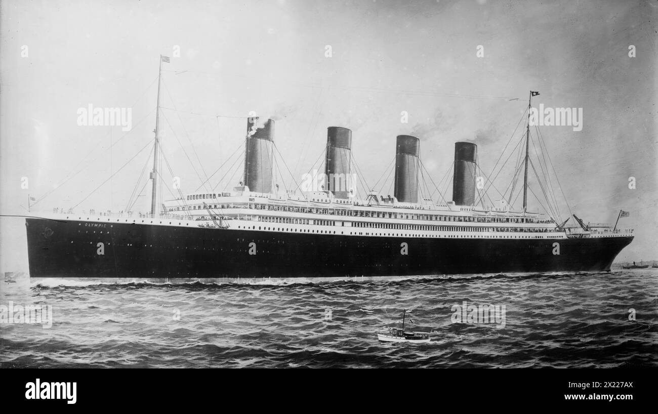 Rms olympic in white Black and White Stock Photos & Images - Alamy
