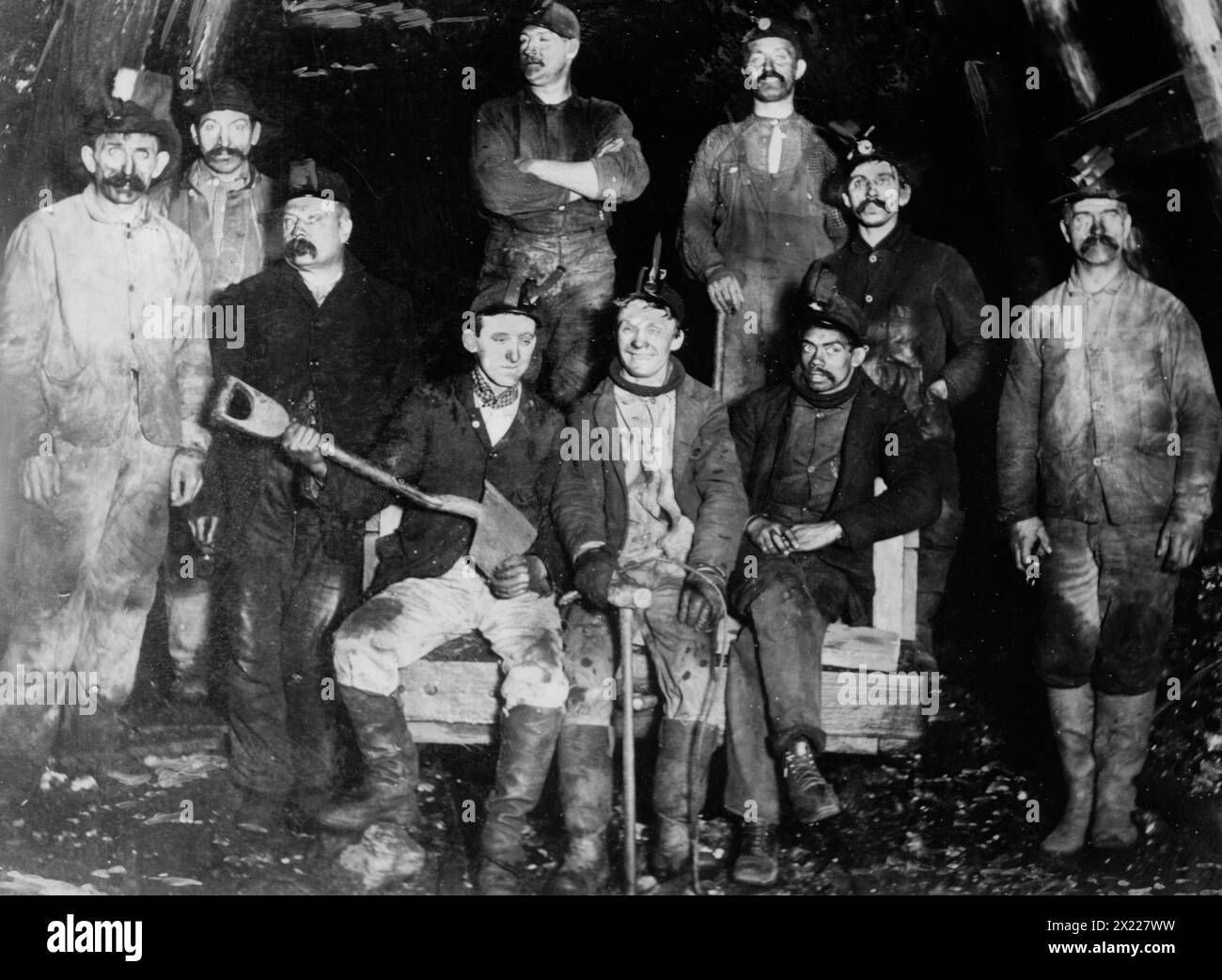 Black miner coal usa Black and White Stock Photos & Images - Alamy