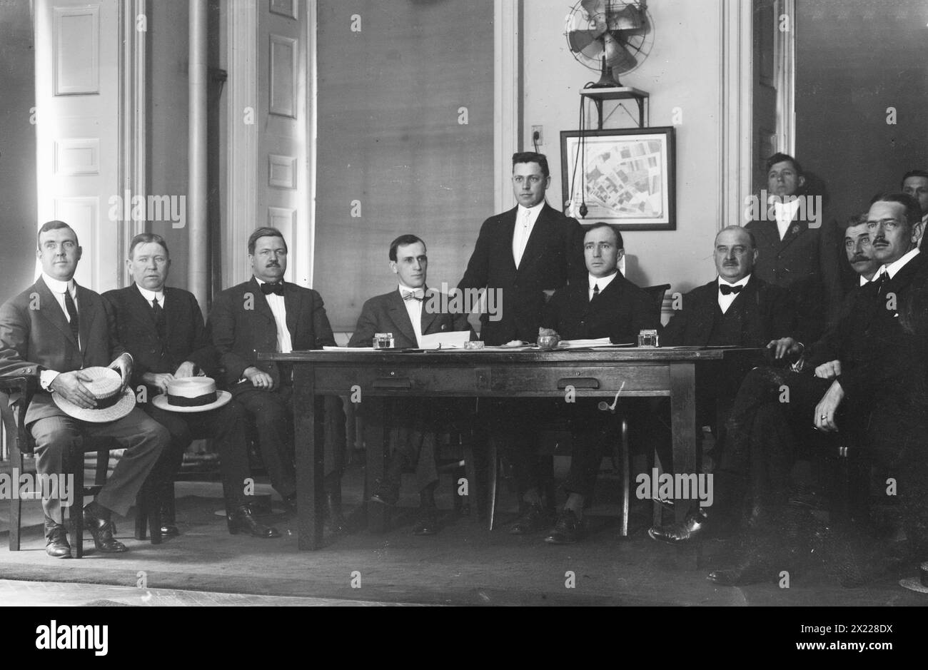 Aldermanic graft committee, between c1910 and c1915 Stock Photo - Alamy