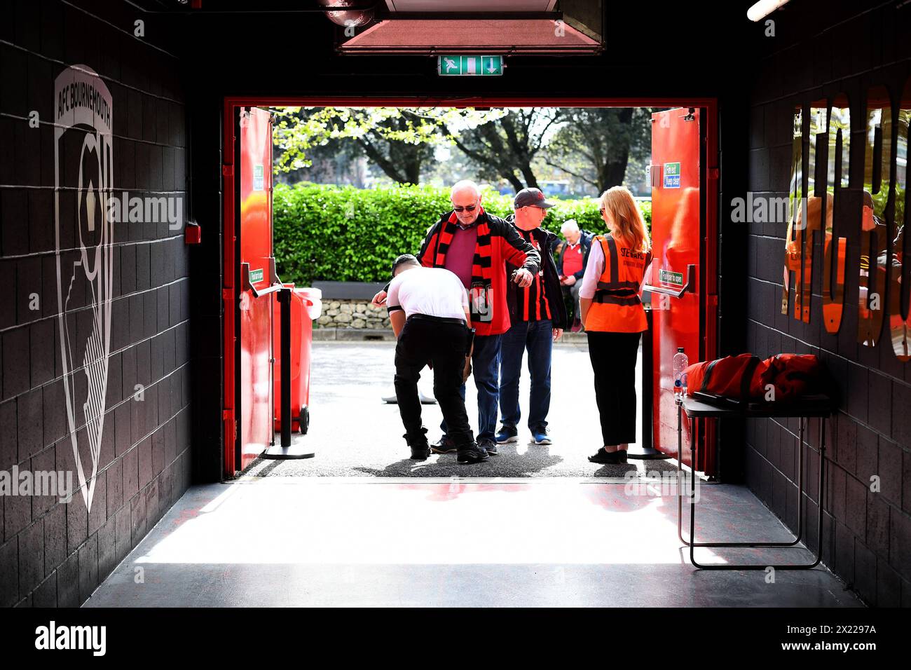 Fans arrive at the ground - AFC Bournemouth v Manchester United ...