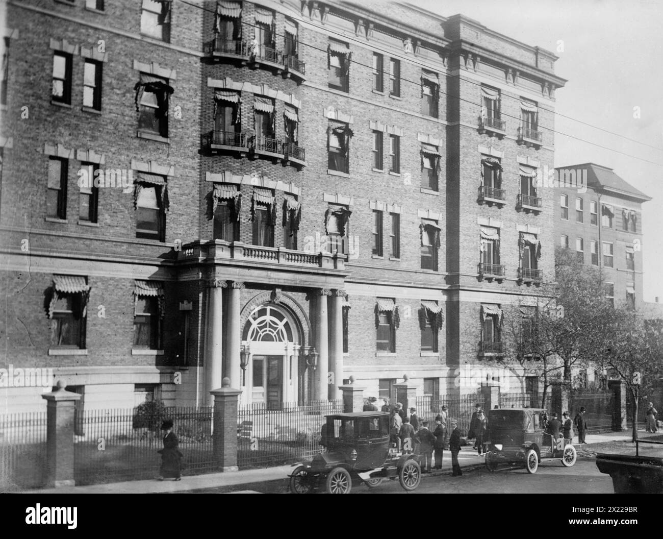 Mercy Hospital - Roosevelt's rooms, 1912. Shows the rooms where former ...