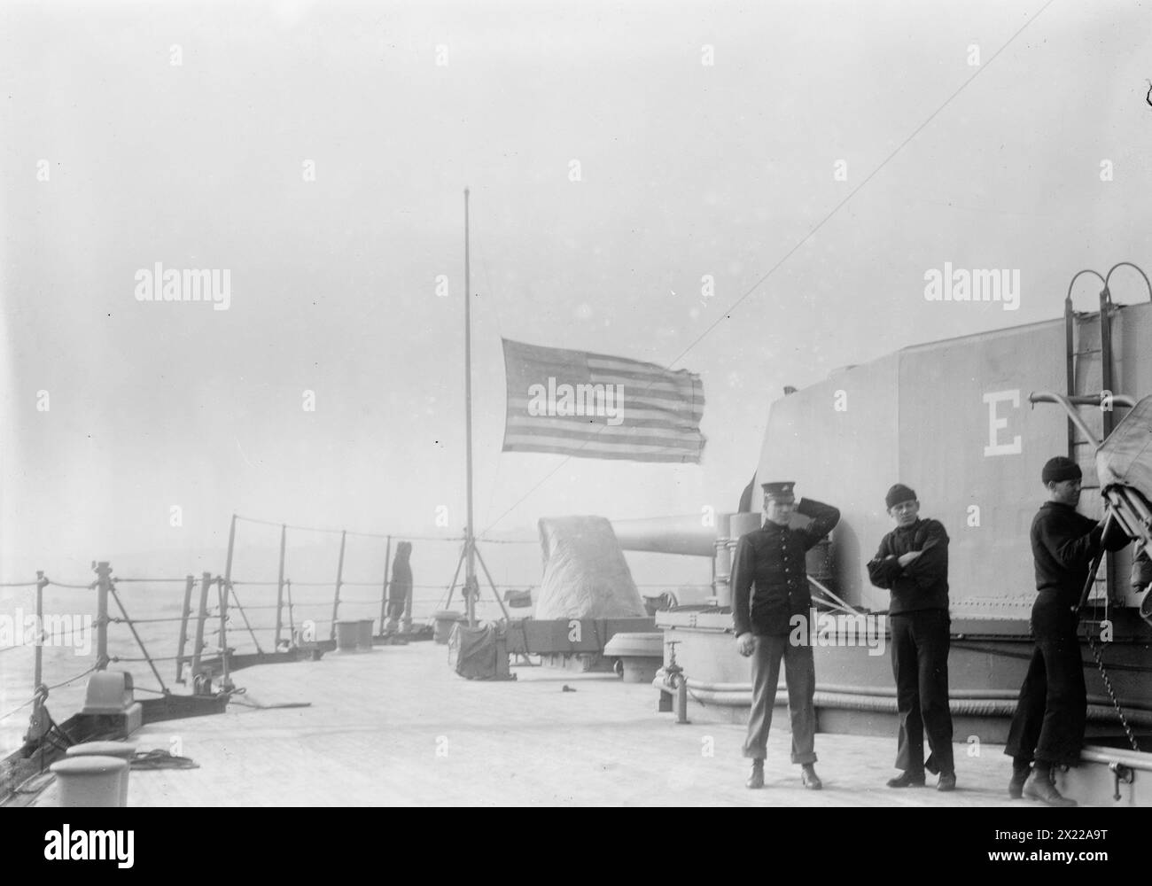 Flag deck Black and White Stock Photos & Images - Alamy