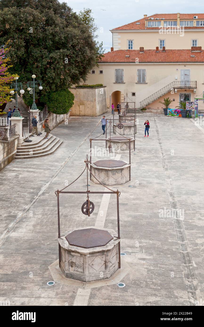 Zadar, Croatia - April 14 2019: The Five Wells Square in the old town ...