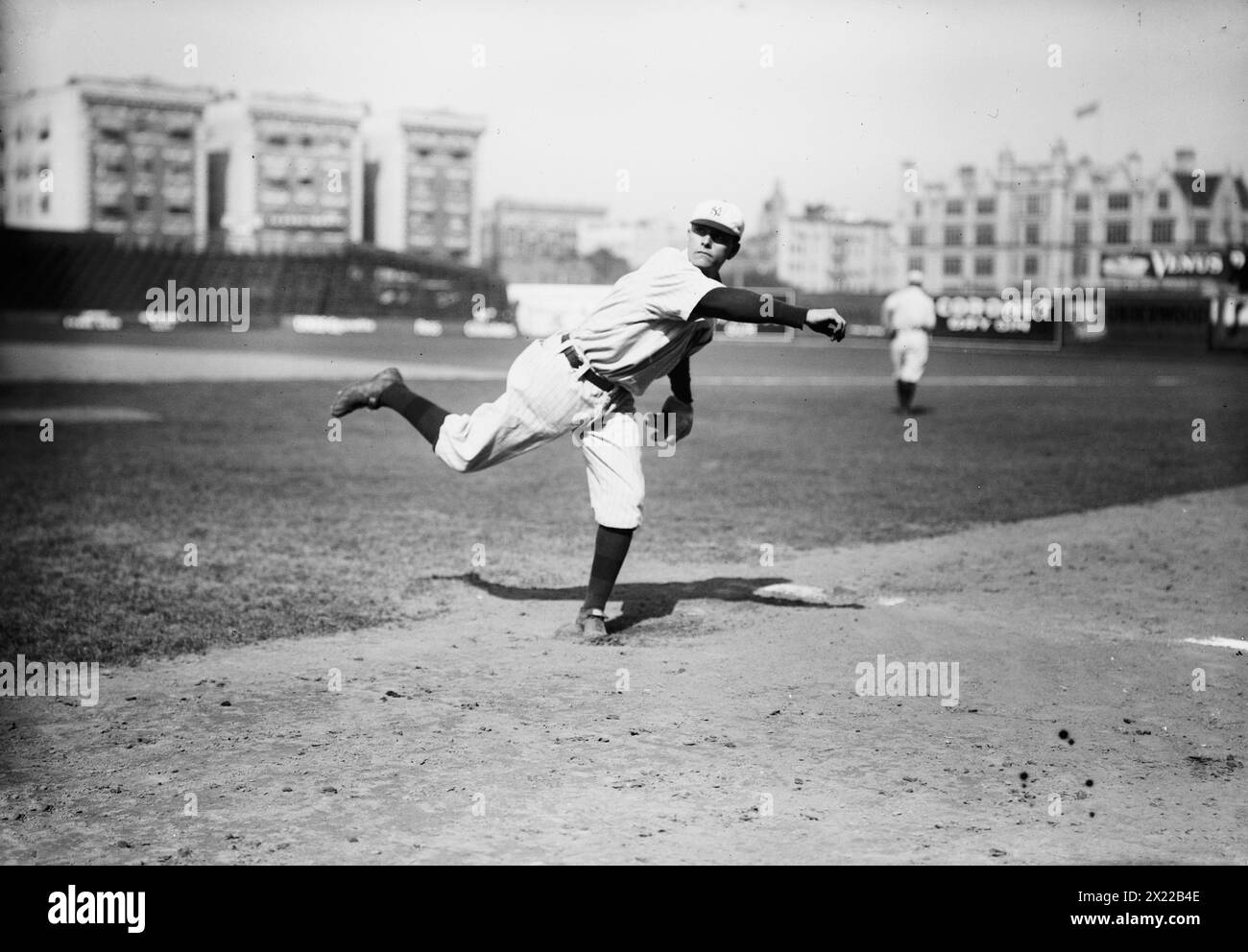 Russ Ford, New York AL (baseball), 1912. Shows baseball player Russell ...