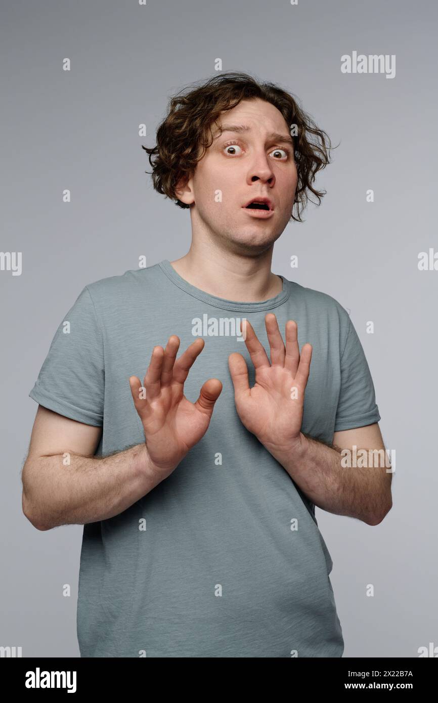 Fear face expression emotion hi-res stock photography and images - Alamy