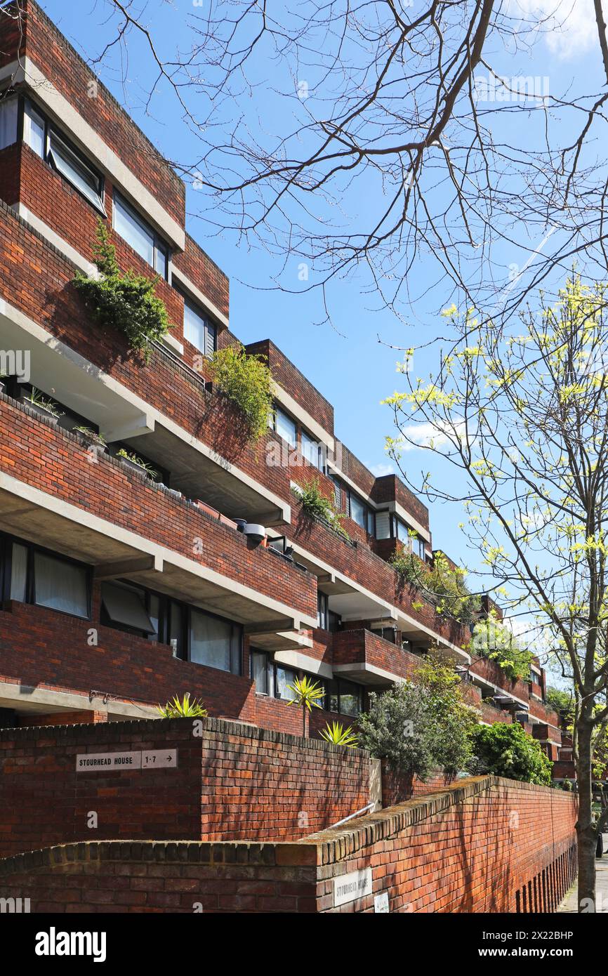 The Lillington Gardens Estate, an award-winning public housing scheme ...