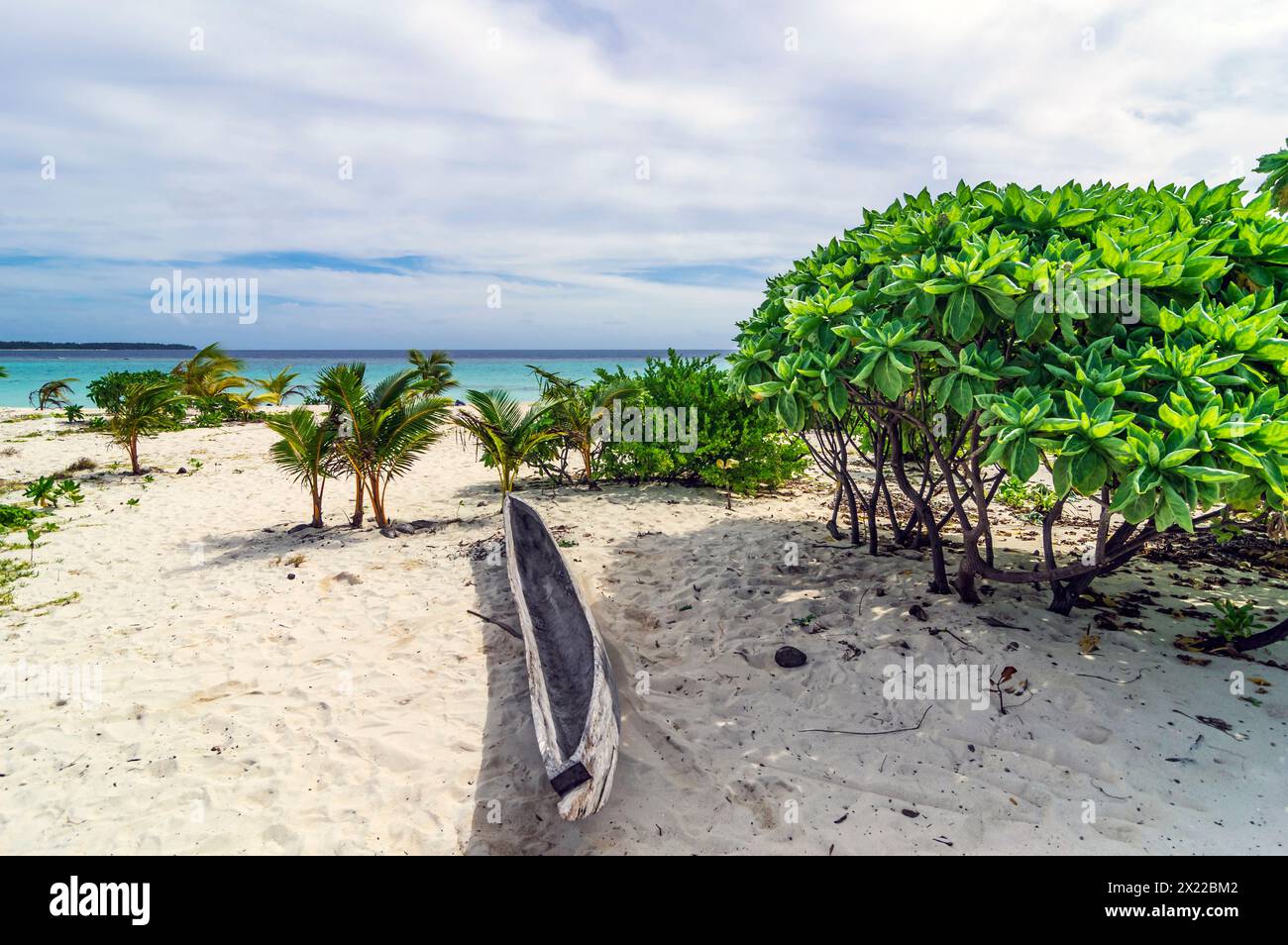 The Conflict Islands (also Conflict Atoll) an atoll in the Solomon Sea ...