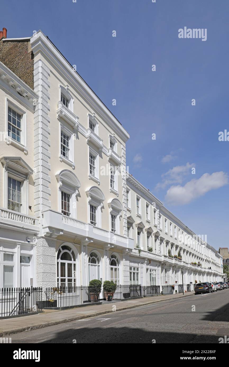 Elegant Regency style houses on Denbigh Place in London's Pimlico ...