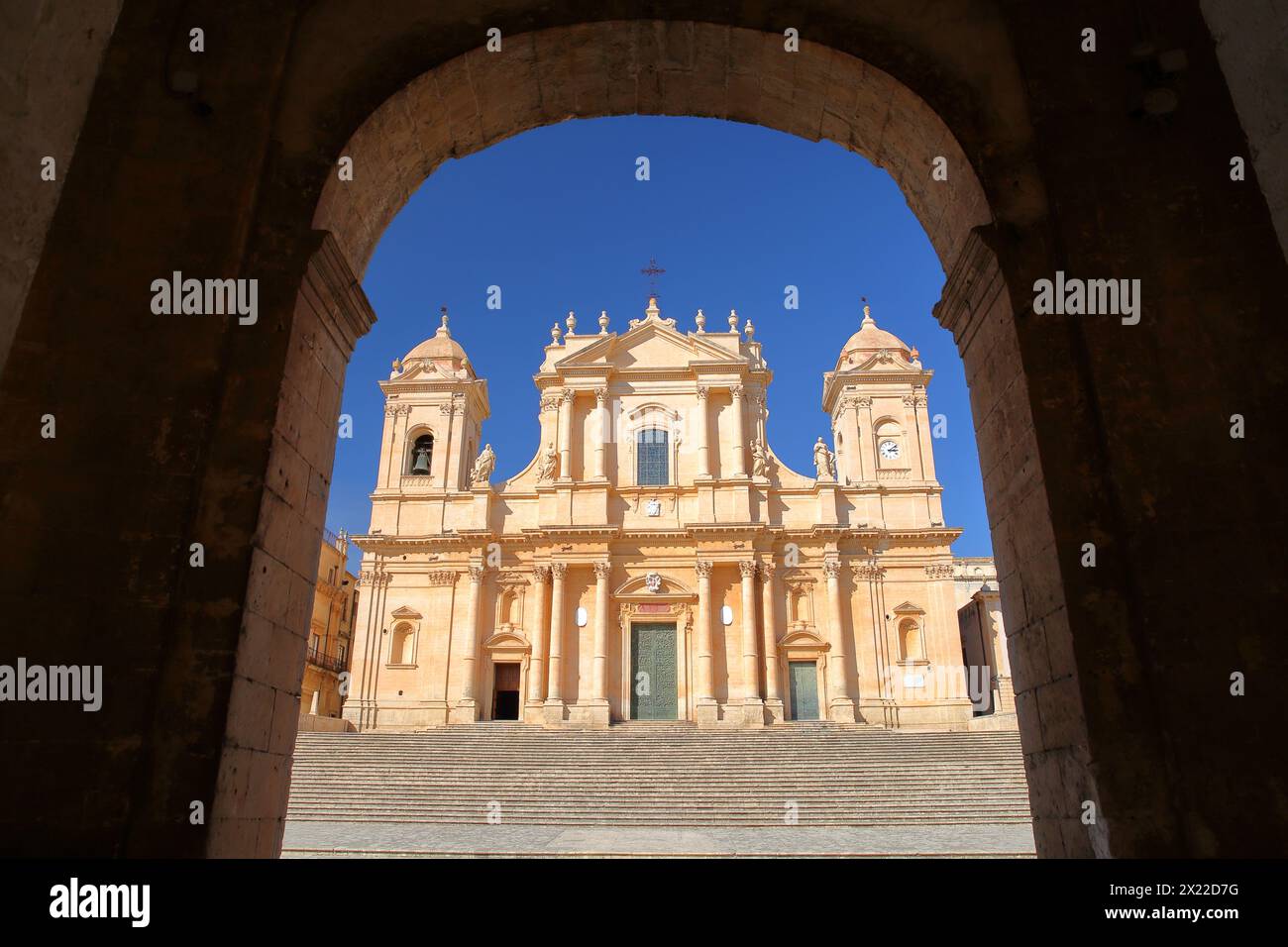 Basilica Minore di San Nicolo (Cathedral of St Nicholas), Noto ...