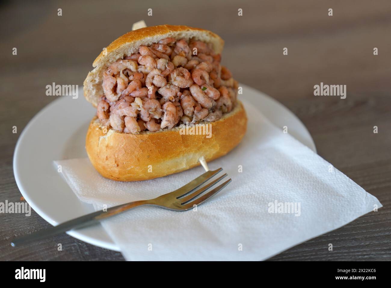 Hamburg, Germany. 18th Apr, 2024. ILLUSTRATION - A roll with North Sea ...