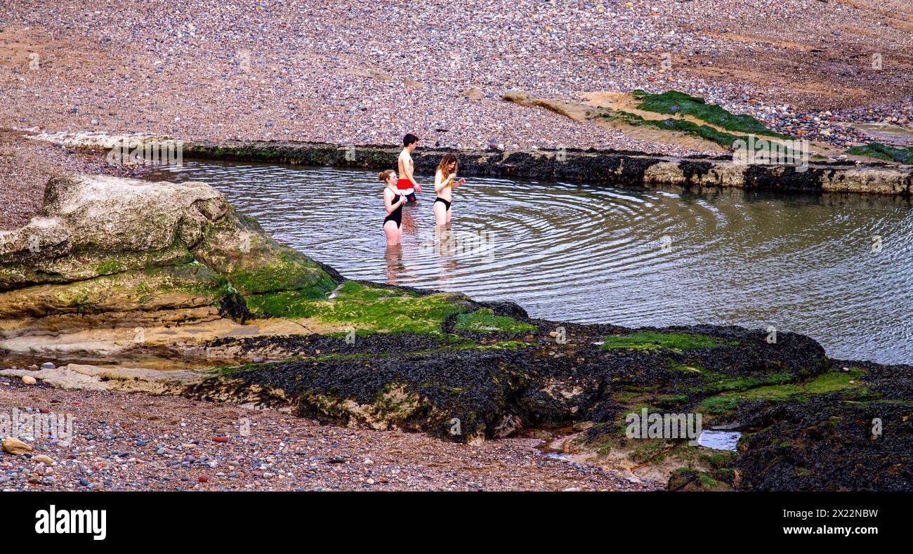 Young people having a good time at the open air swimming pool in St ...