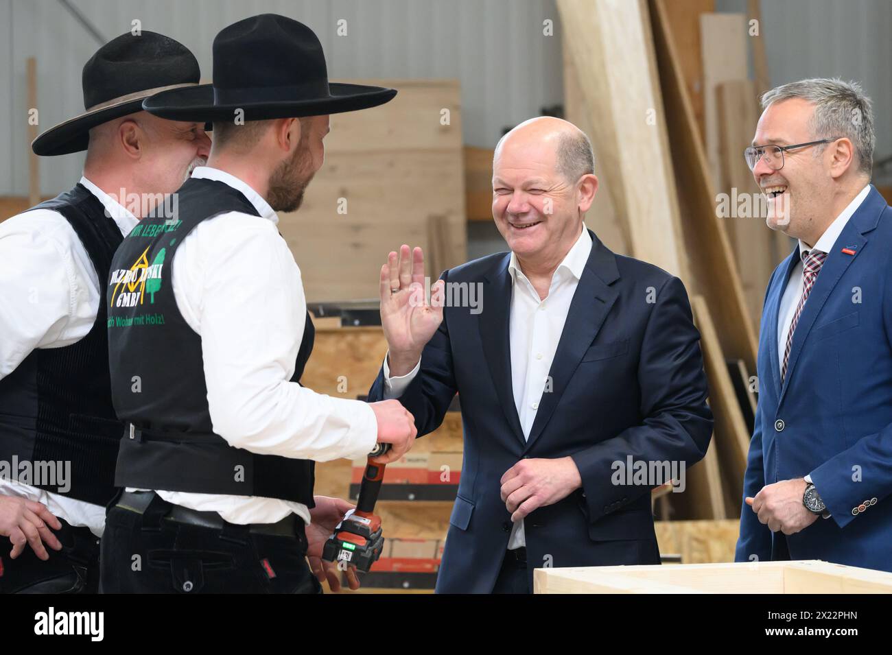 Dresden, Germany. 19th Apr, 2024. Chancellor Olaf Scholz (SPD, 3rd from ...