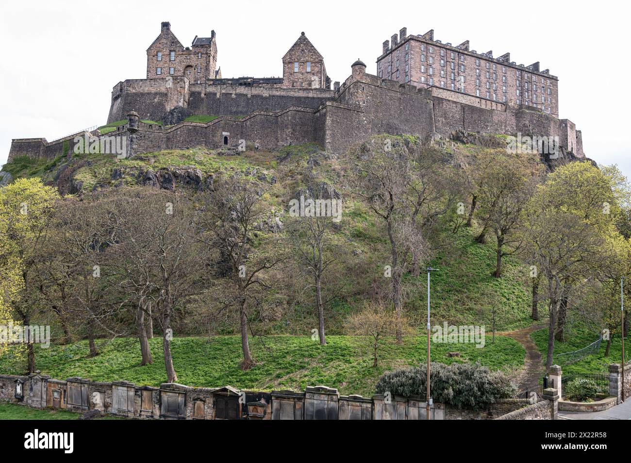 Edinburgh Castle with St Cuthbert's Church graveyard in the foreground ...