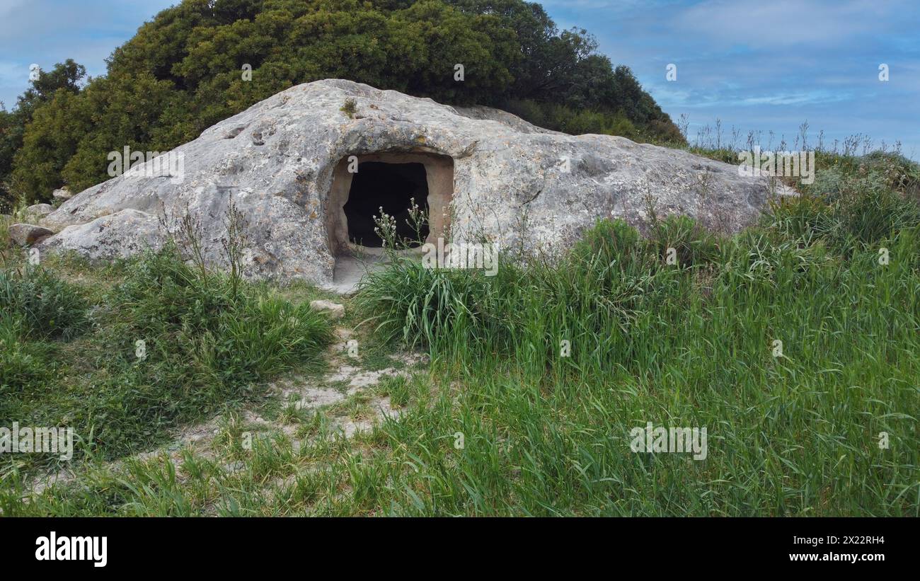 domus de janas in setzu in central sardinia - the ancient fairy houses ...