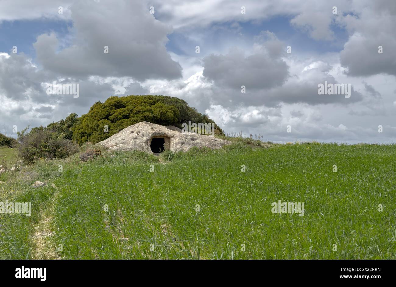 domus de janas in setzu in central sardinia - the ancient fairy houses ...