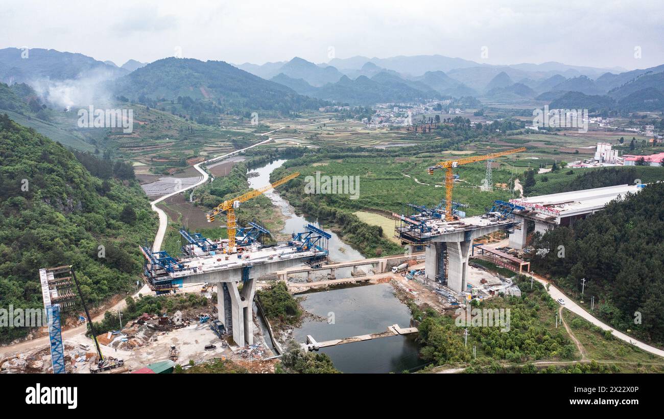 (240419) -- PINGTANG, April 19, 2024 (Xinhua) -- An aerial drone photo ...