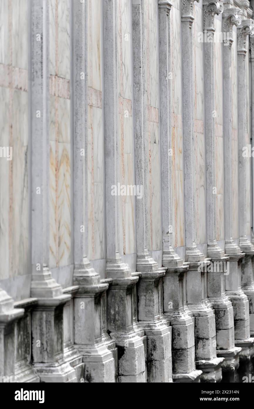 Row of marble columns in an architectural structure perspective view ...