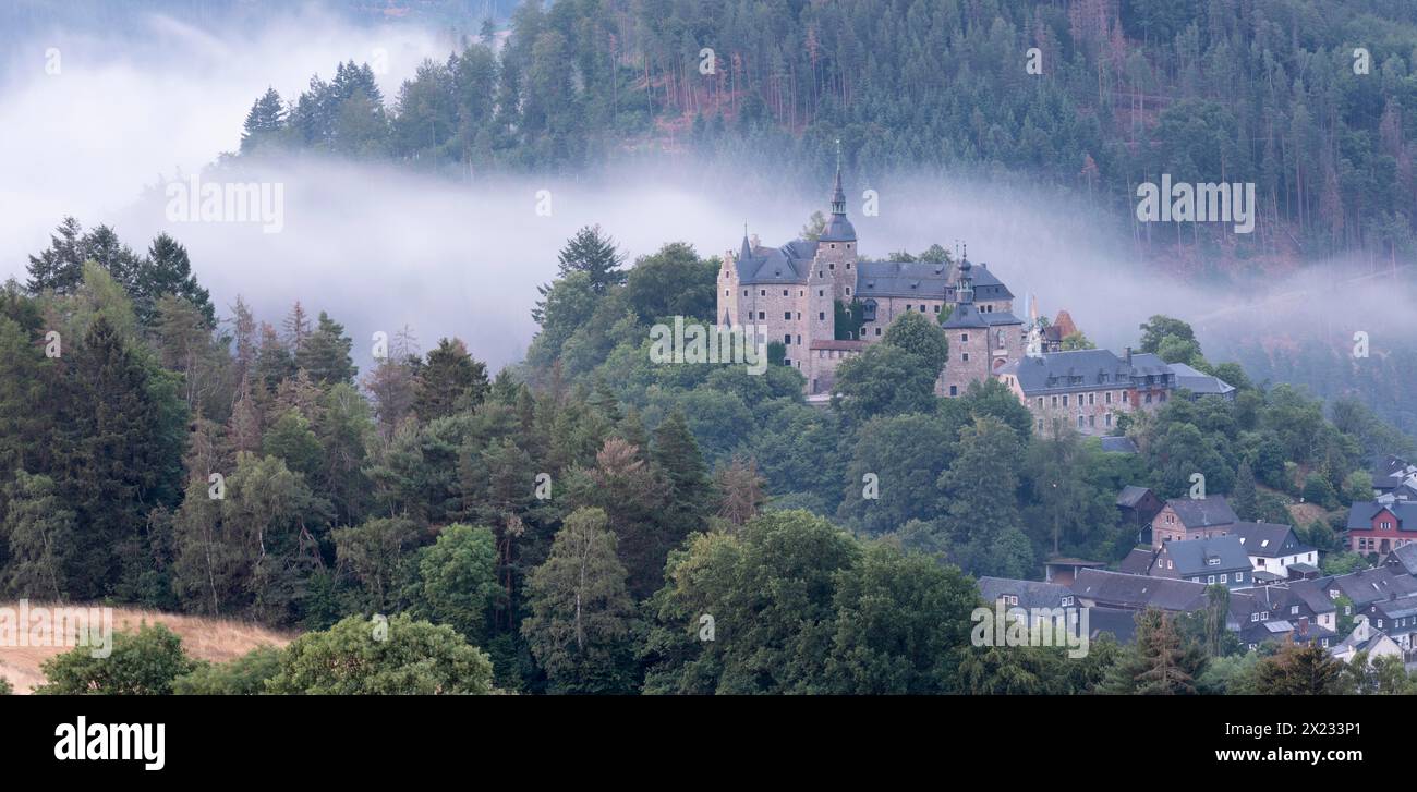 Lauenstein castle hi-res stock photography and images - Alamy