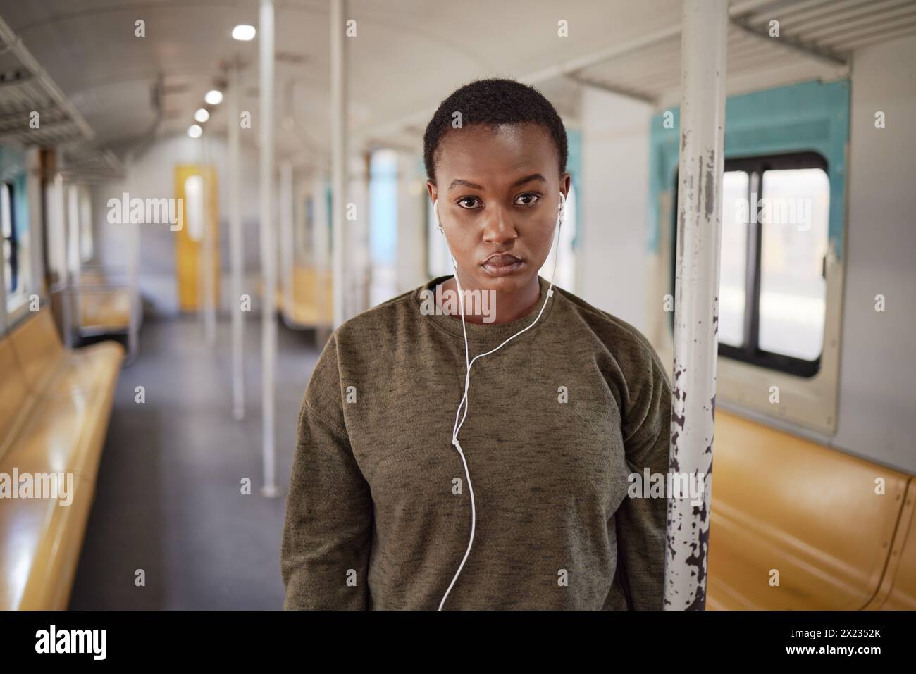 Sad girl on railway hi-res stock photography and images - Alamy