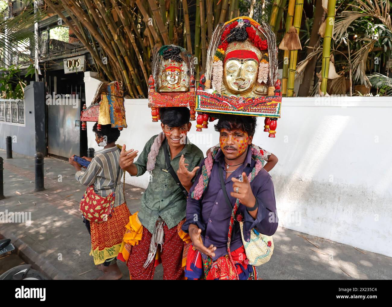 Indigenous tribal people in Bengaluru, Karnataka, India Stock Photo - Alamy