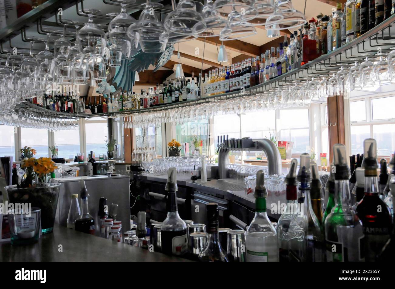 List, harbour, Sylt, North Frisian island, A richly stocked bar with a ...