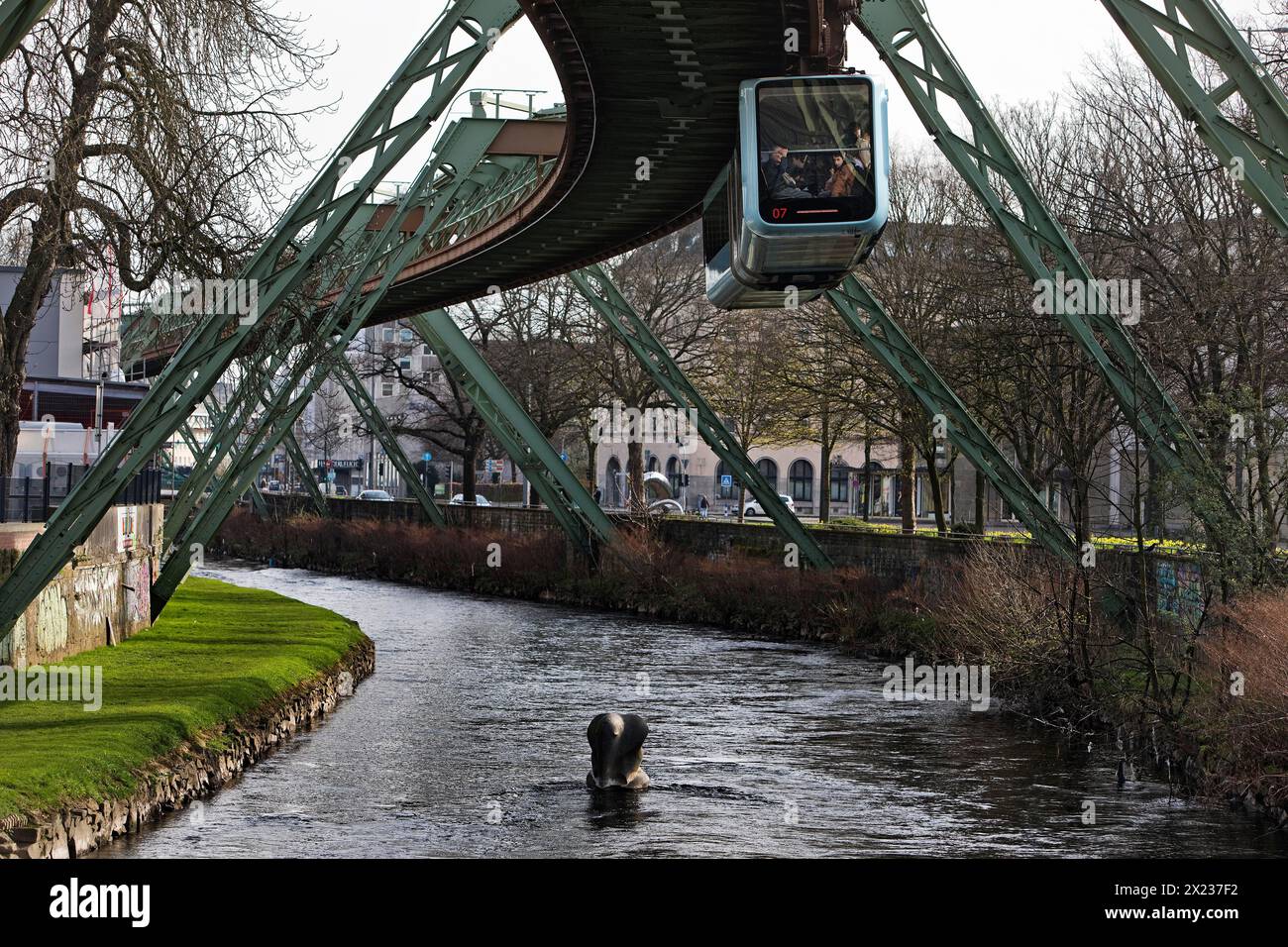 Suspension railway and sculpture by Bernd Bergkemper in the river ...
