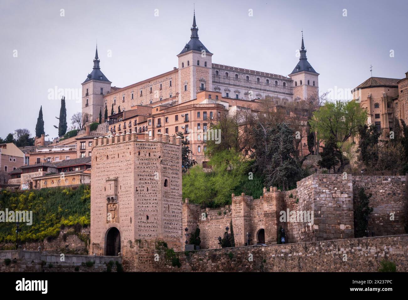 Alcazar tagus river toledo hi-res stock photography and images - Alamy