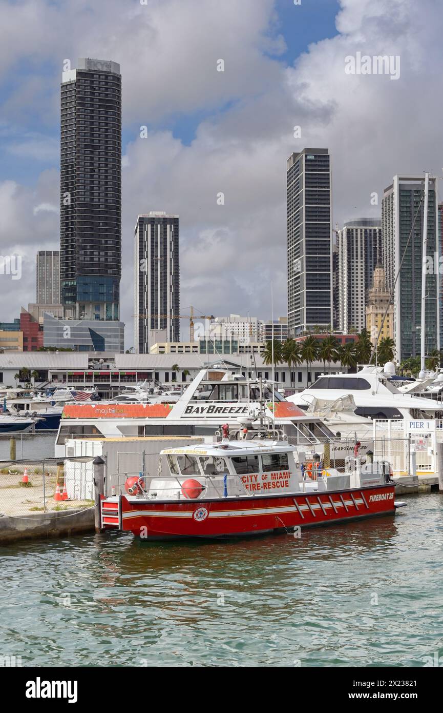 miami, Florida, USA - 1 December 2023: Fast boat of the City of Miami ...