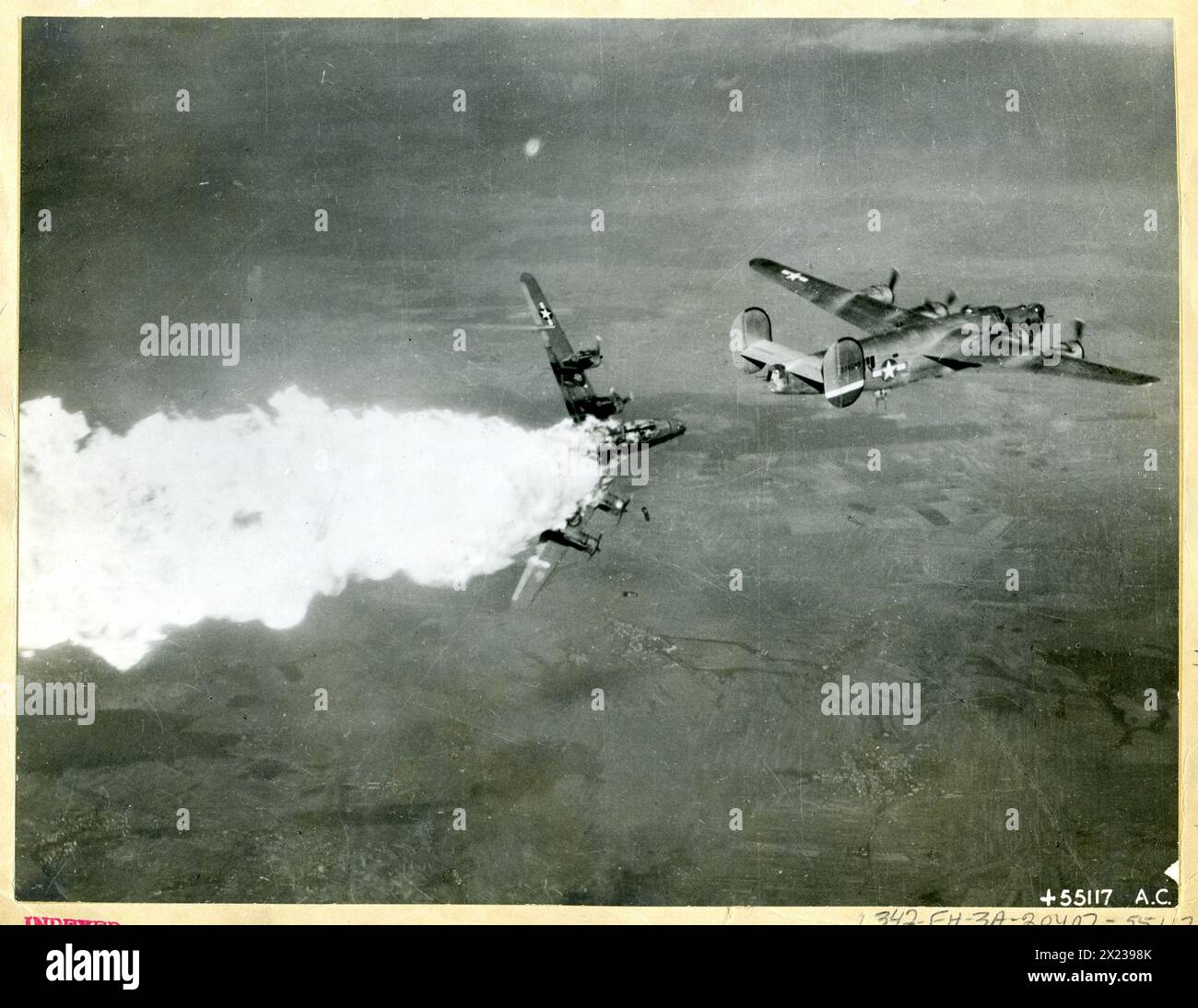 1944 - Consolidated B-24 Liberator breaking up. Photo by US Air Force ...