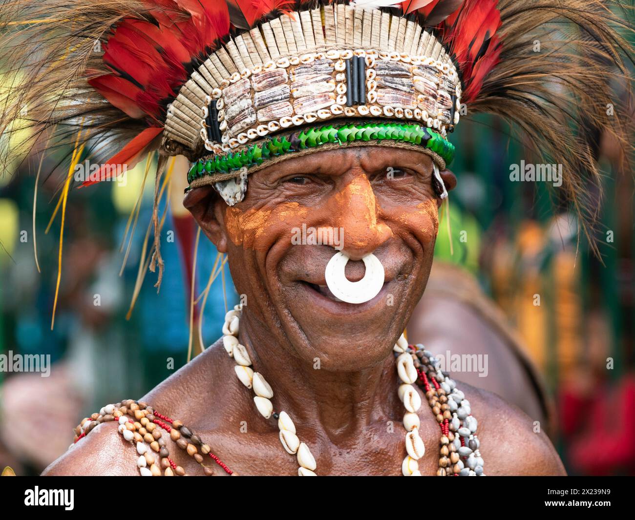 Man, native, Sing Sing, Morobe Show, Lae, Papua New Guinea Stock Photo ...