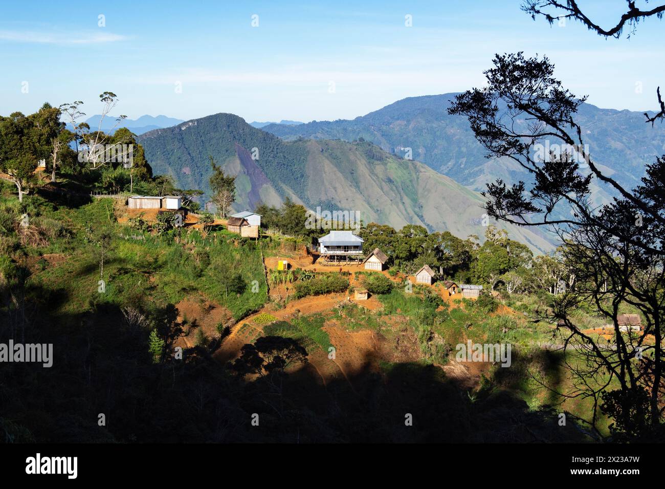 Kiowe village in the mountain rainforest, Eastern Highlands, Papua New ...