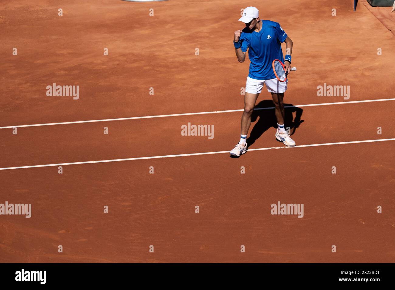 Barcelona, Spain. 19th Apr, 2024. Open Barcelona ATP 500 Matteo Arnaldi ...
