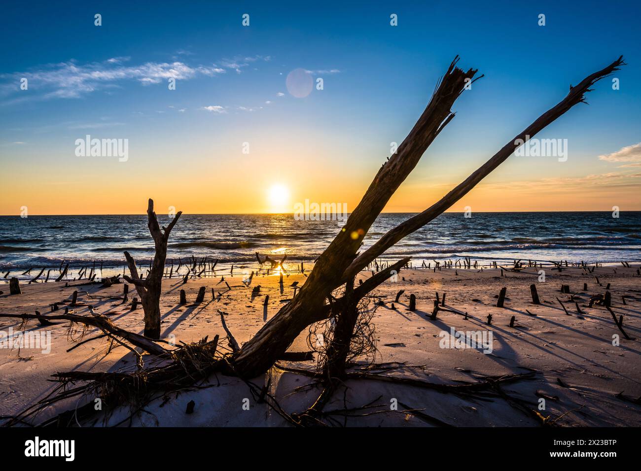 Dawn and sunset no one landscape beach tourism hi-res stock photography ...