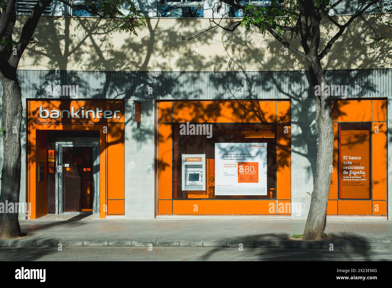 Bankinter building facade hi-res stock photography and images - Alamy
