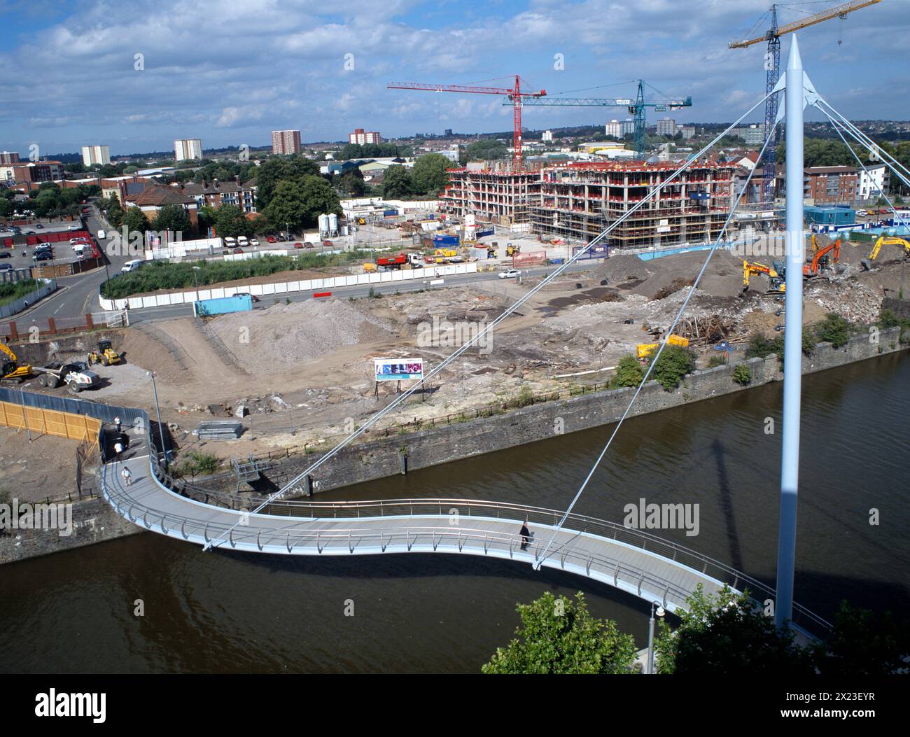 S-shaped Valentine Bridge, Temple Meads, Bristol, England, UK Stock ...