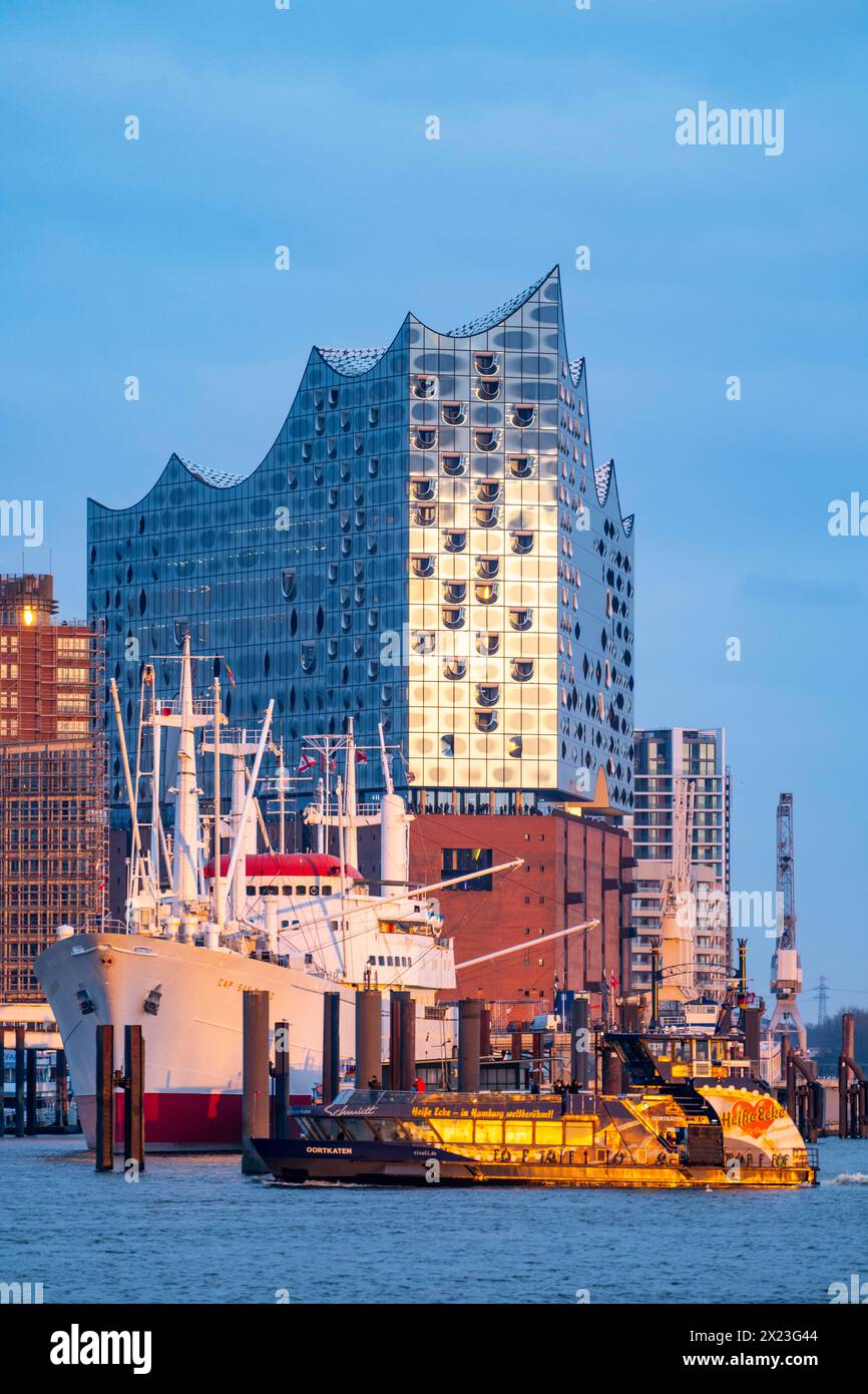 Port of Hamburg, museum ship Cap San Diego at the St. Pauli ...