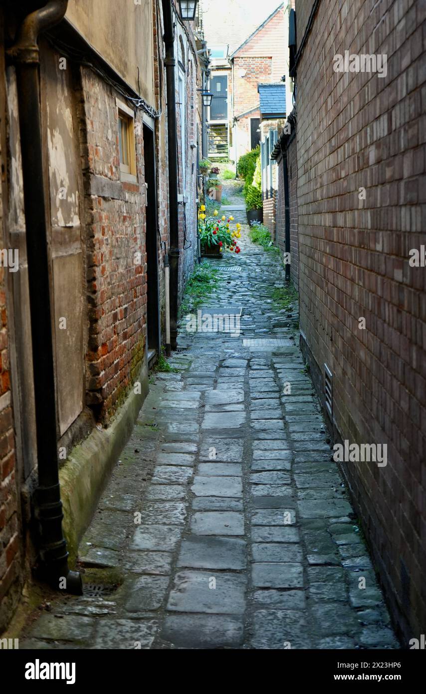 Chandlers Yard, an Historic Alleyway Stock Photo - Alamy