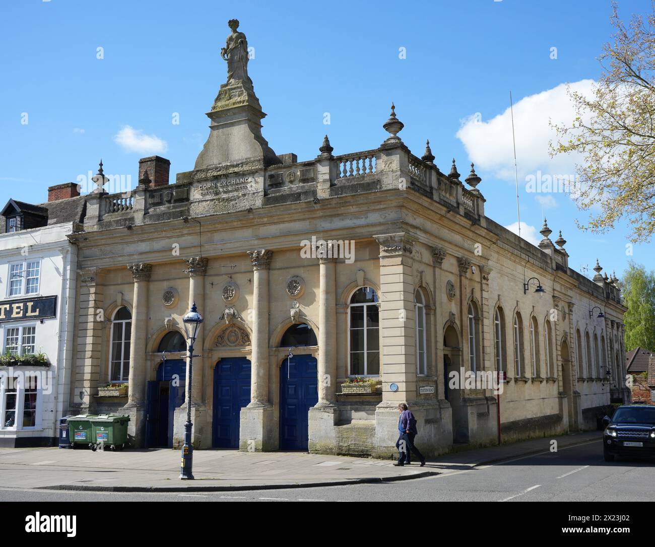 Corn exchange building hi-res stock photography and images - Alamy