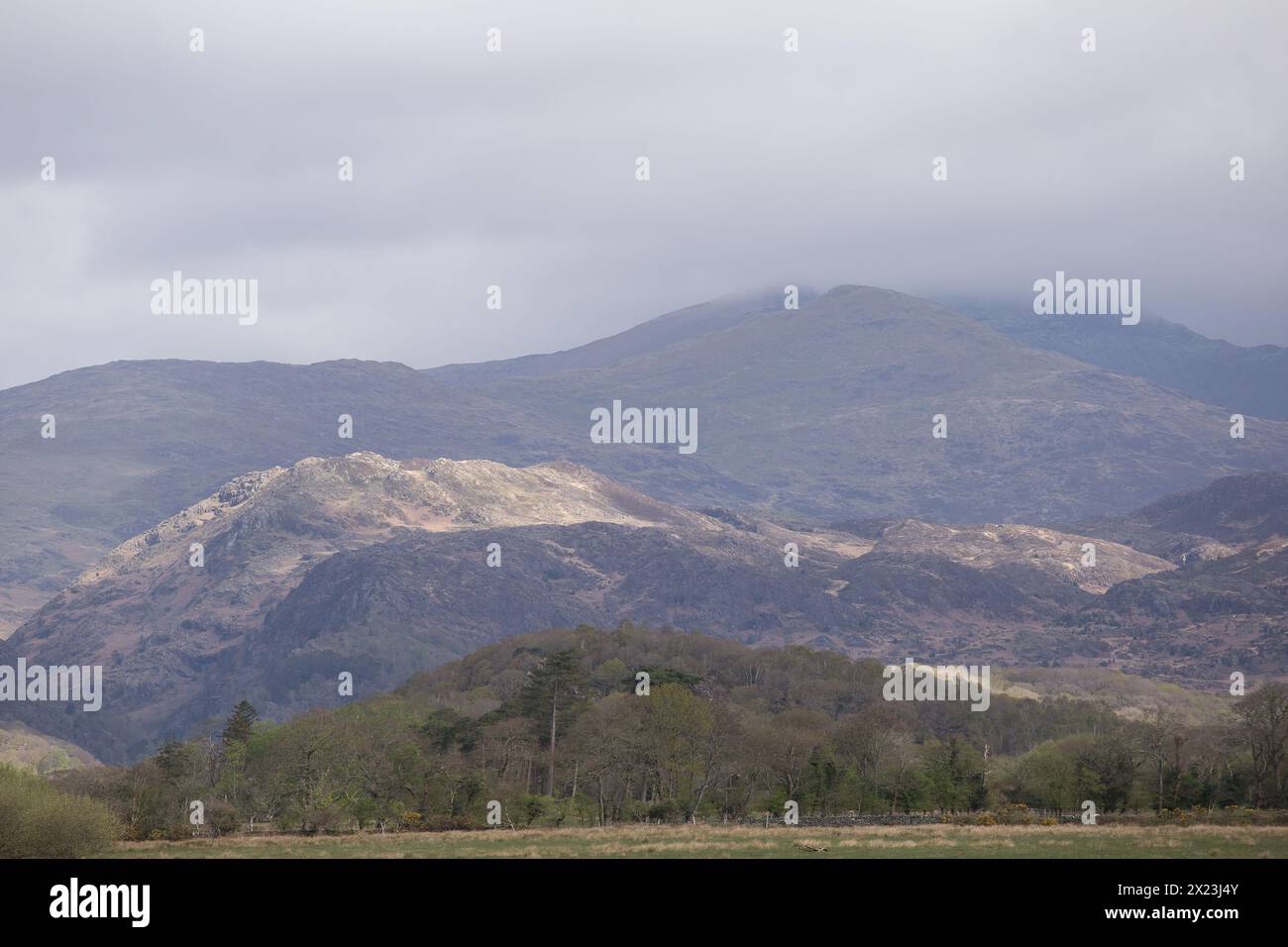 Diverse snowdonia hi-res stock photography and images - Alamy