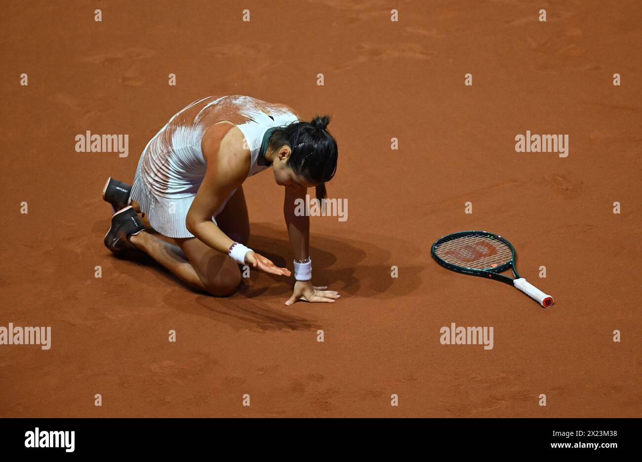 Emma raducanu center court hi-res stock photography and images - Alamy