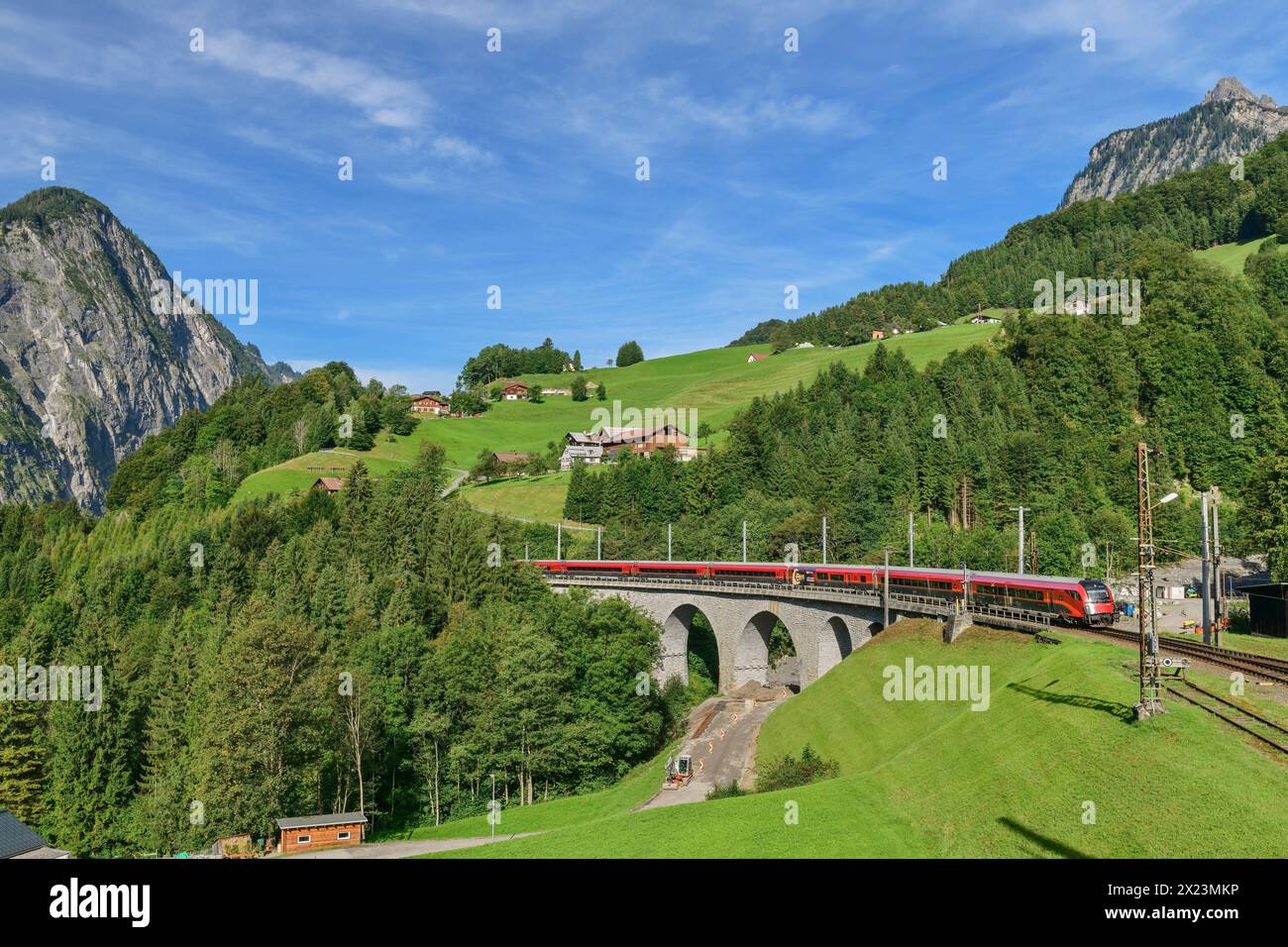 Train runs on bridge over Hölltobel, Arlbergbahn, Dalaas, Vorarlberg ...