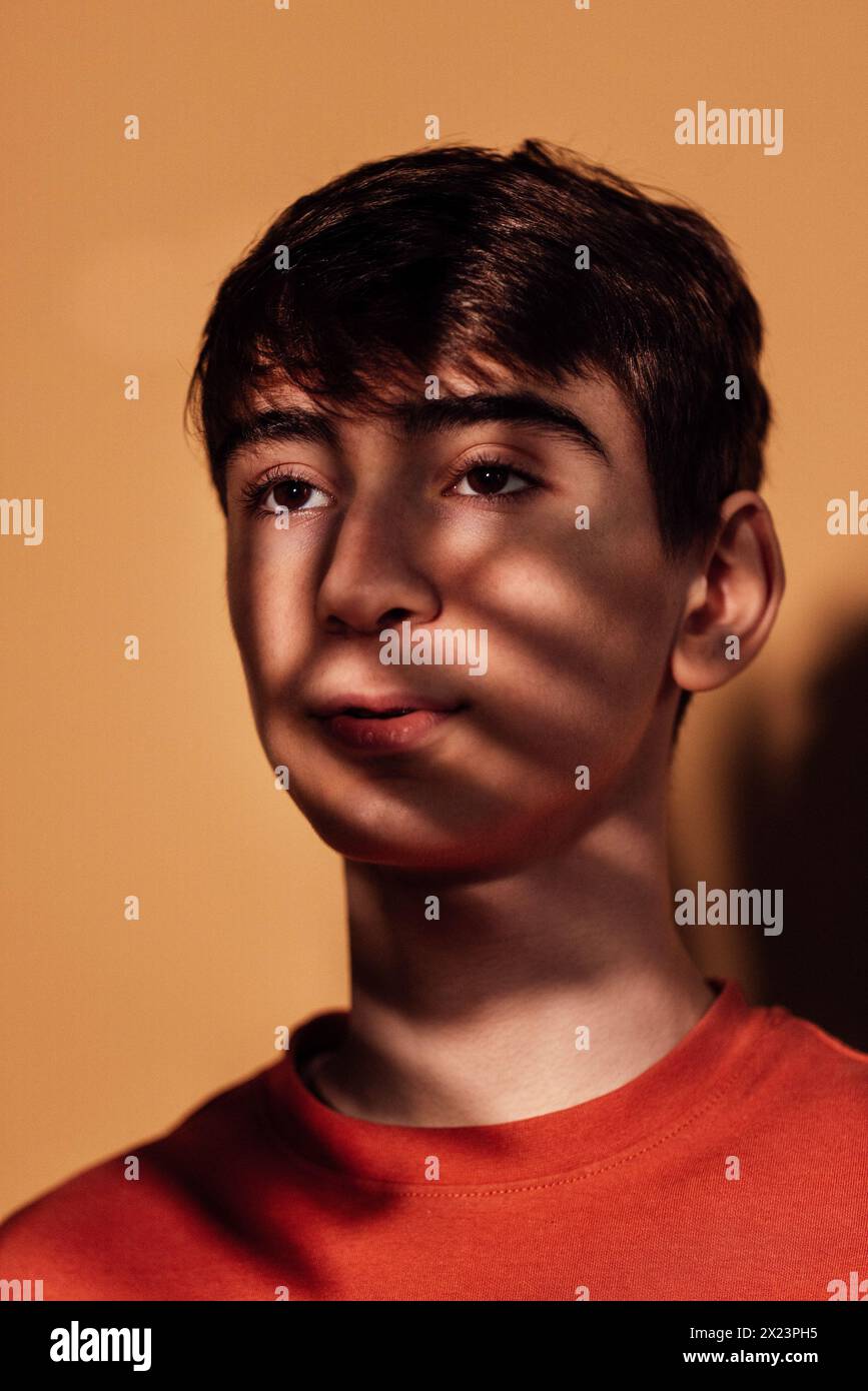 Teen human face hi-res stock photography and images - Alamy