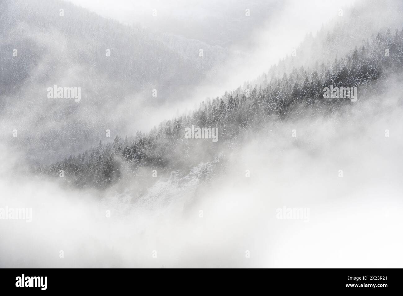 Parque nacional y monte perdido hi-res stock photography and images - Alamy