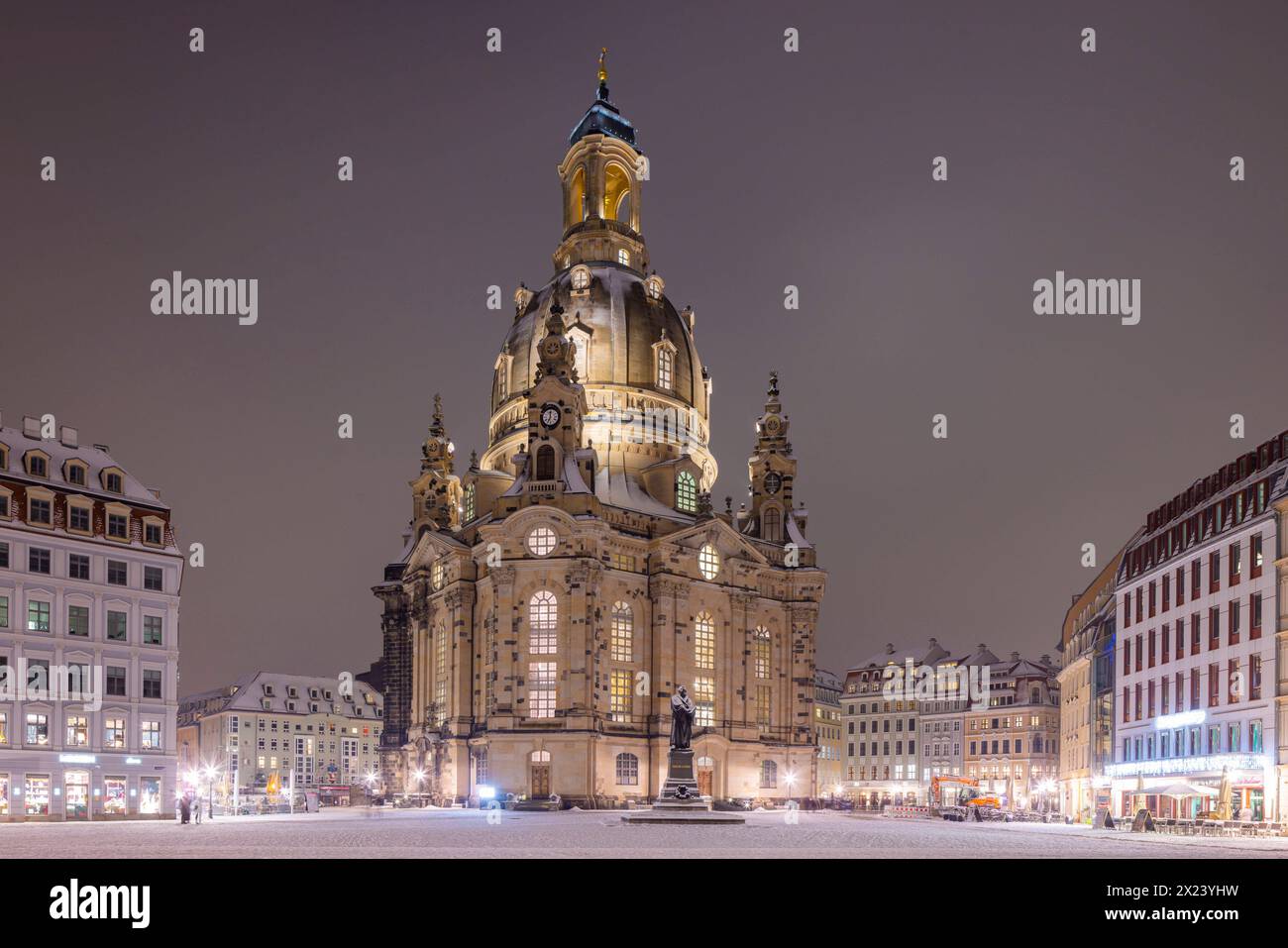 Winter in Dresden Die Dresdener Altstadt mit ihren historischen ...