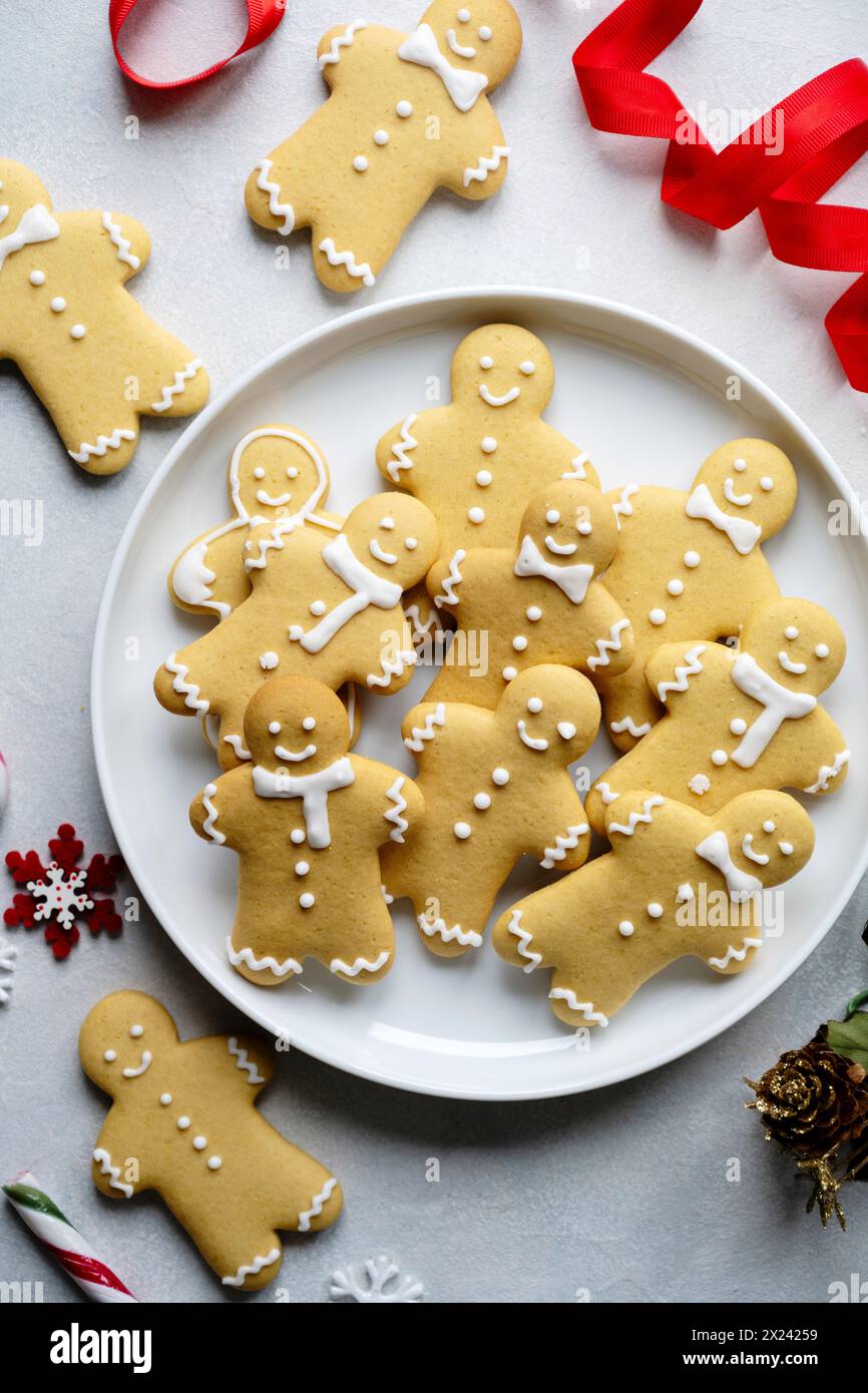 Gingerbread man biscuits Stock Photo - Alamy