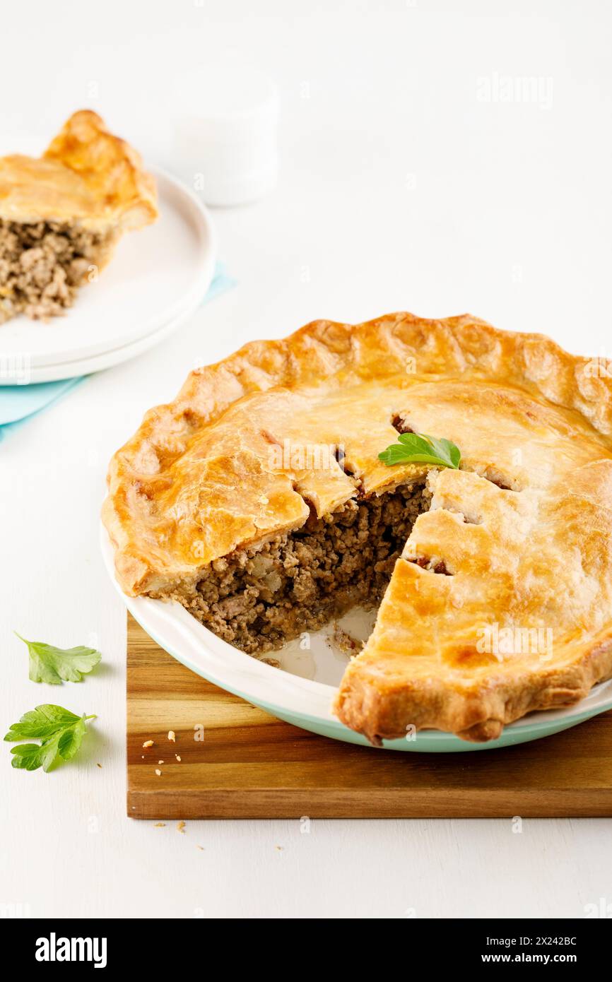 Classic English meat pie Stock Photo - Alamy